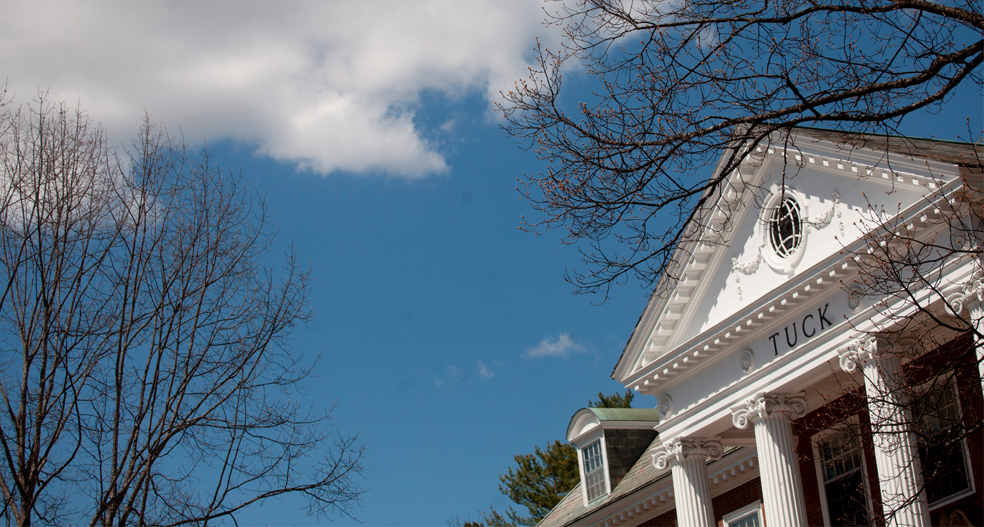 Tuck Board Chats Bring Students and Distinguished Alumni Together ...